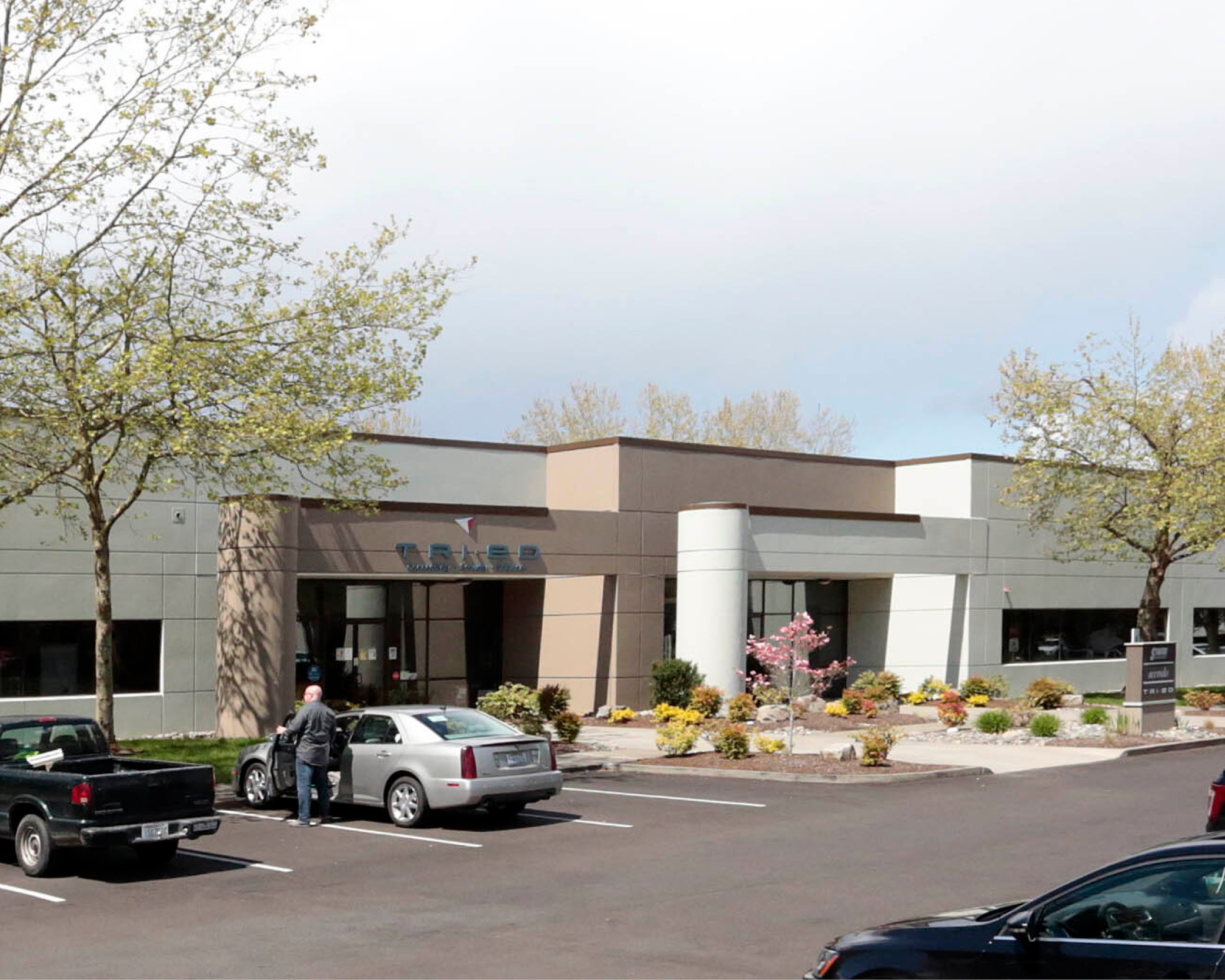 Van Doren's Landing Center - Bldg B - The Andover Company, Inc.